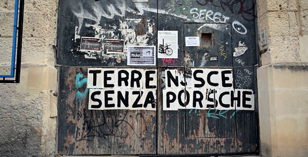 Introduction to the exhibition Oliver Ressler | Museum Tinguely Basel