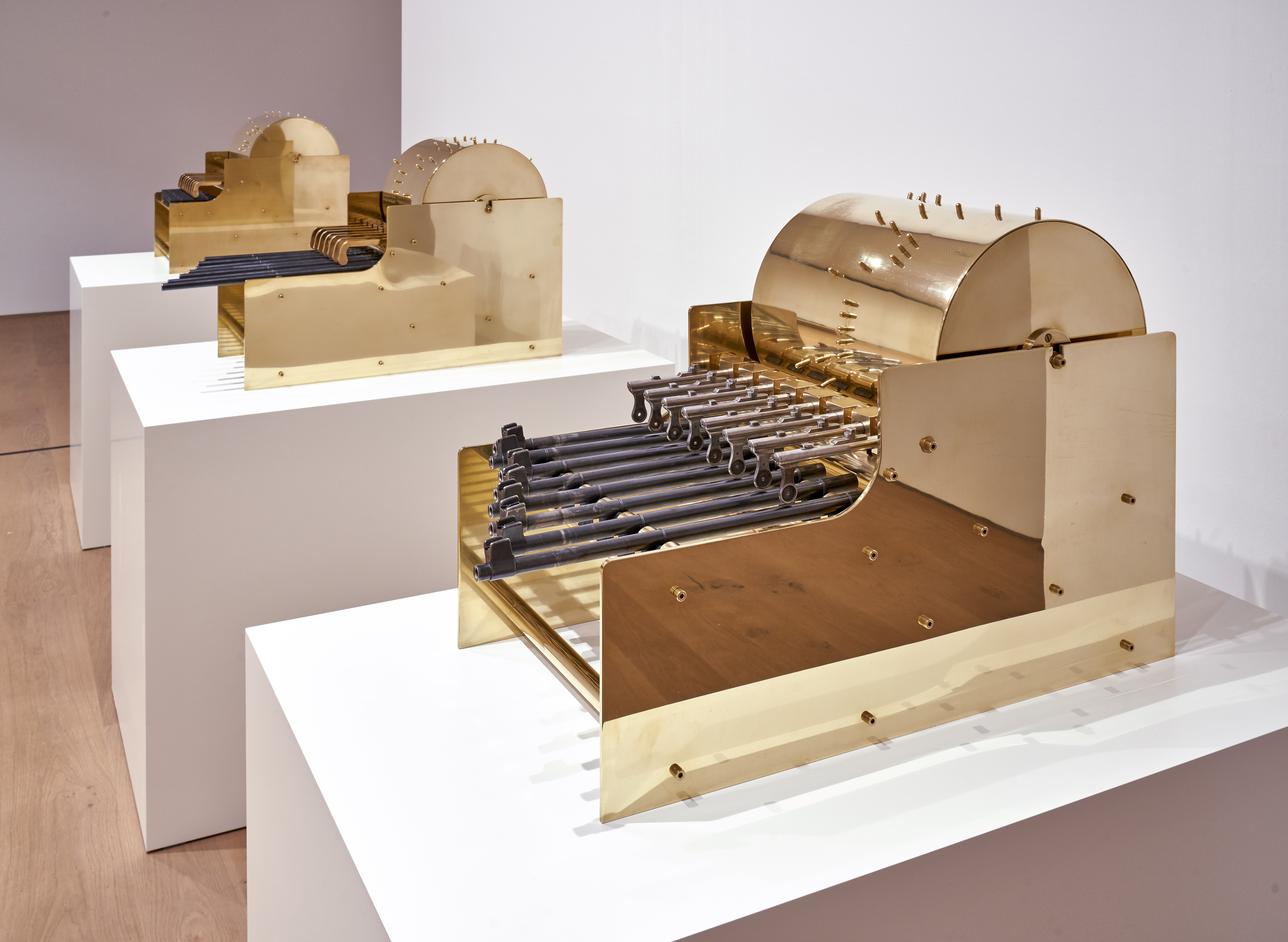 Pedro Reyes Download Bilderseite | Museum Tinguely Basel